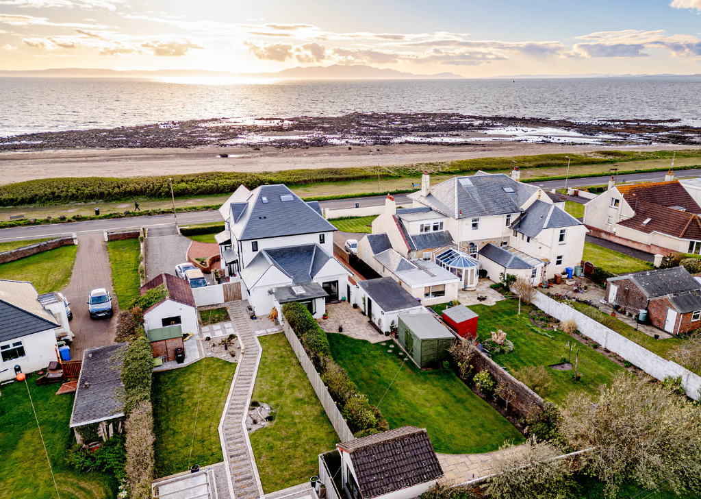 Lomond Property - Free Instant Online Valuation